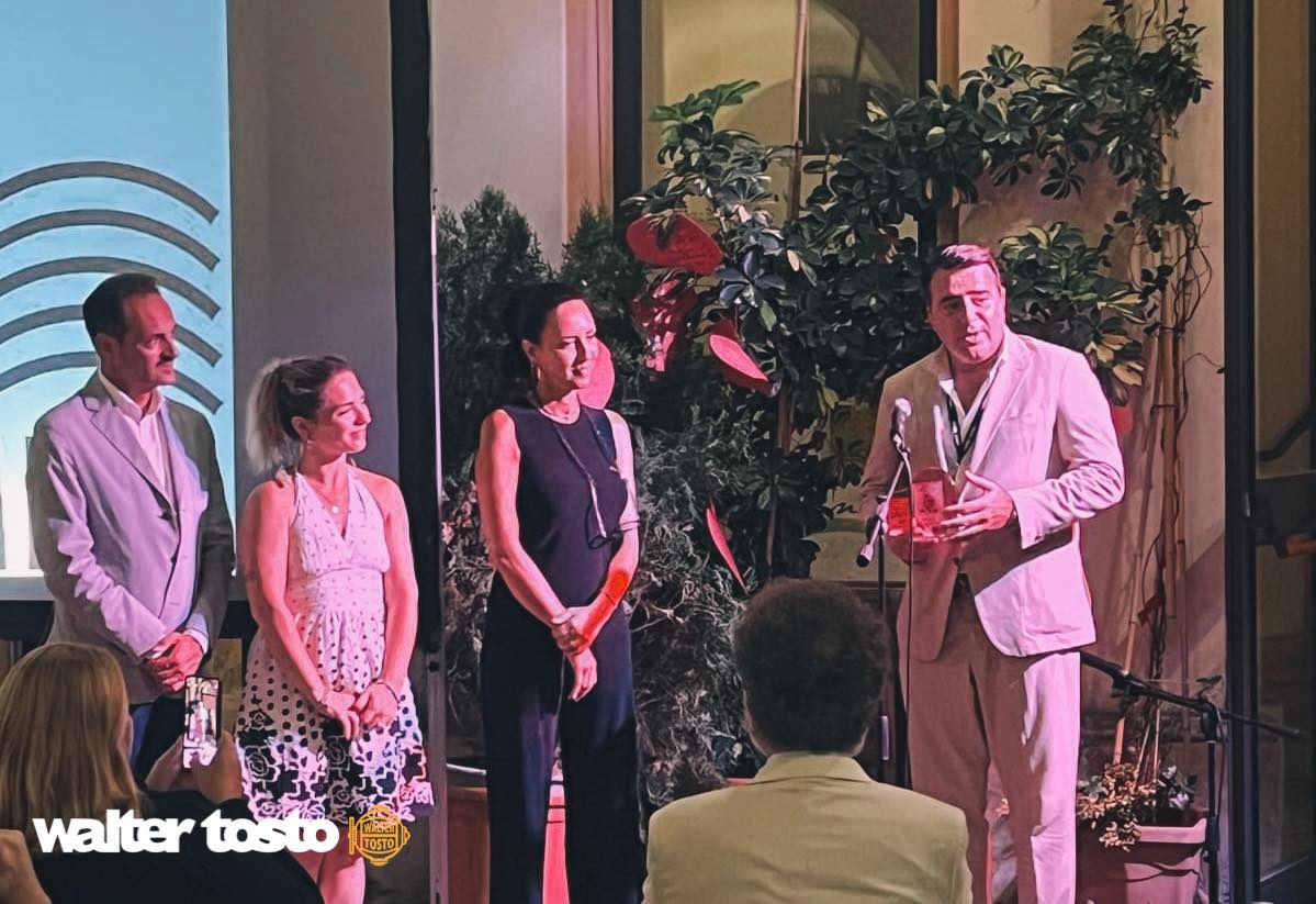 Il Ceo Luca Tosto premiato a Torrevecchia Teatina per il suo impegno ...